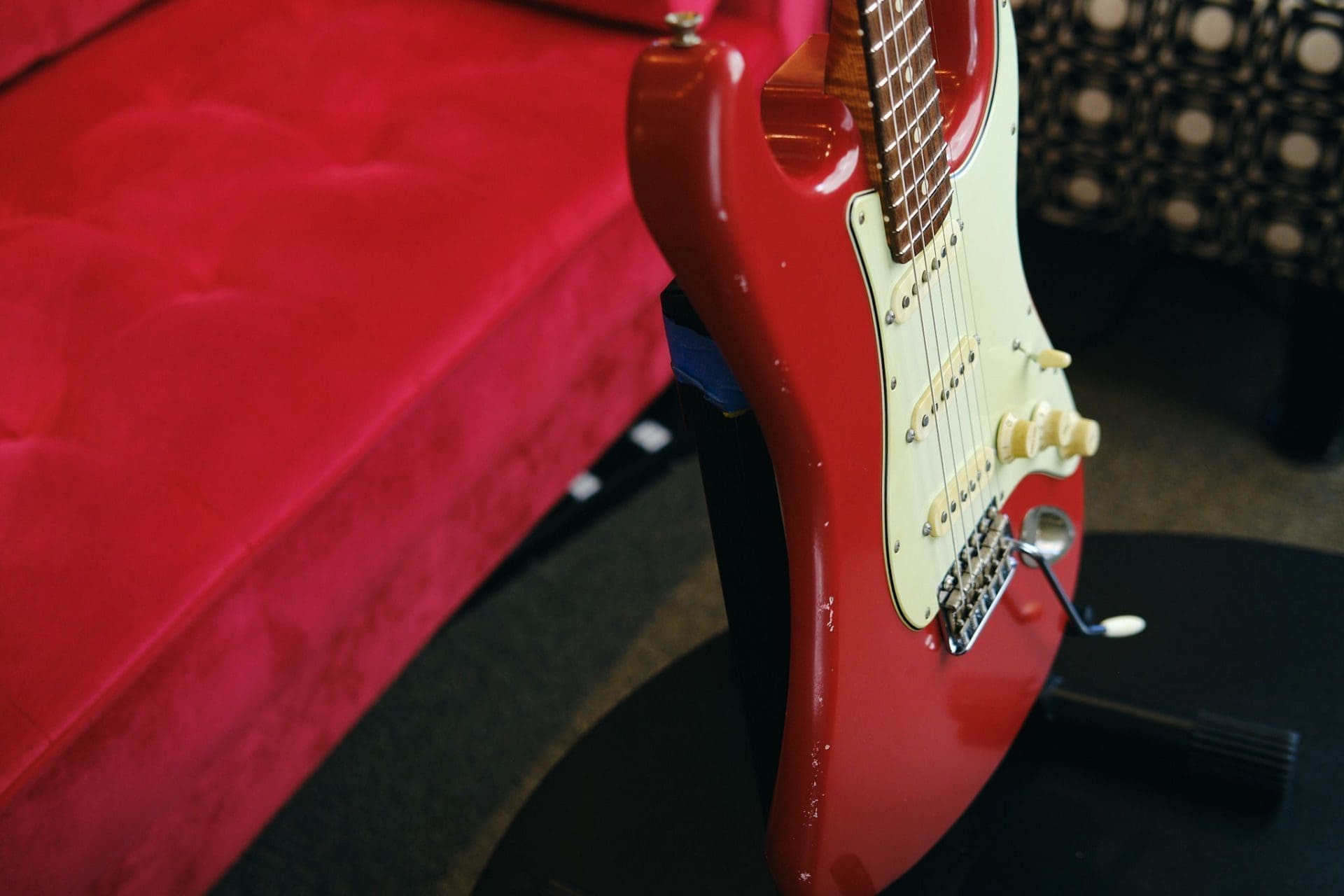 Xotic XSC1 S-Style Relic'd Electric Guitar - Dakota Red Finish with RW ...